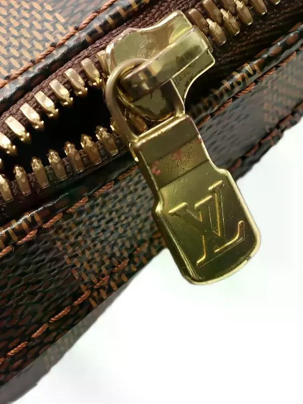 LOUIS VUITTON 2005 Damier Ebène Messenger Bag
