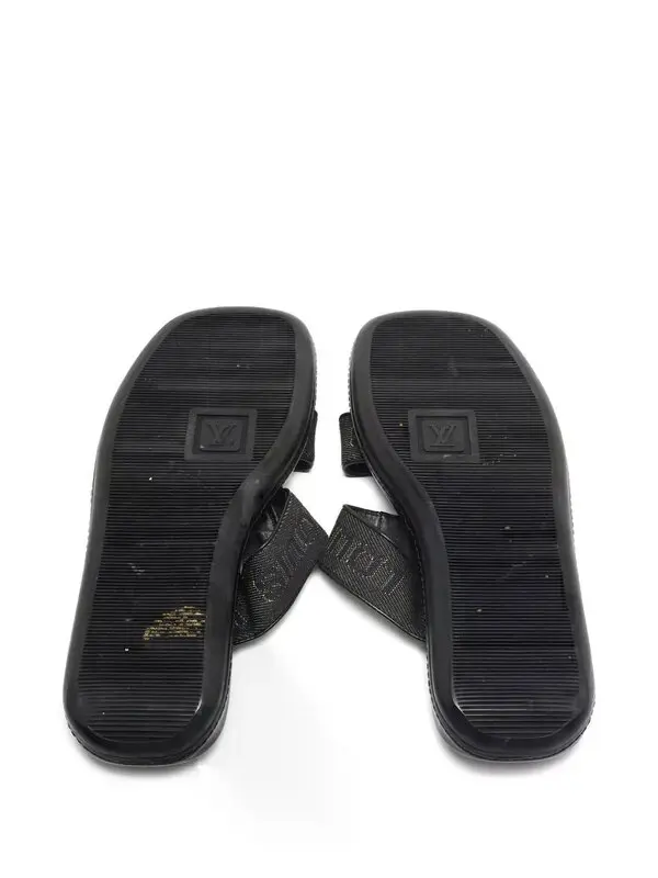 LOUIS VUITTON Buckle-strap Flat Sandals