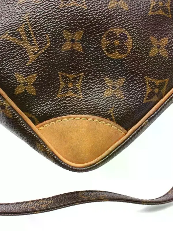 LOUIS VUITTON 2003 Amazon Cross-body Bag
