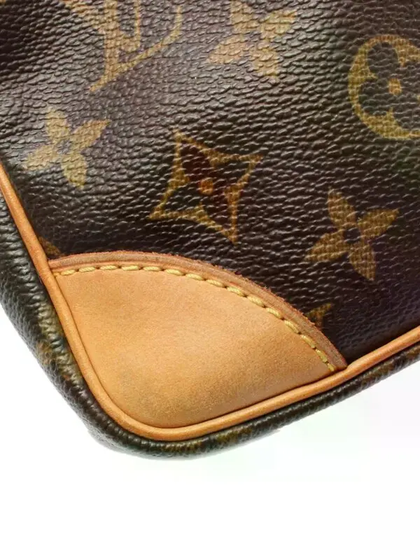 LOUIS VUITTON 2003 Amazon Cross-body Bag