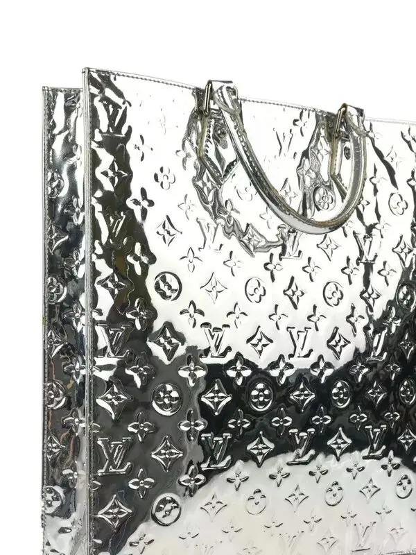 LOUIS VUITTON 2009 Sac Plat Handbag - Silver