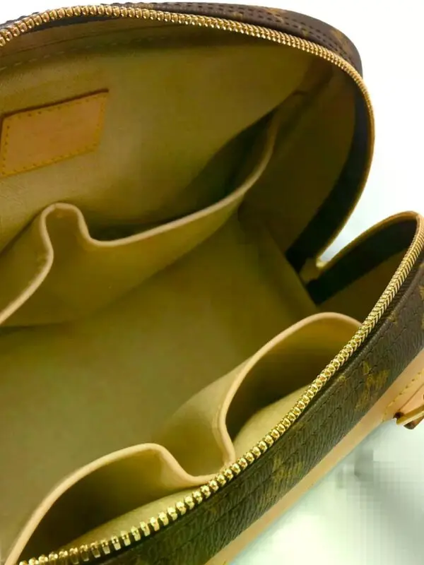 LOUIS VUITTON 2004 Trouville Handbag - Brown