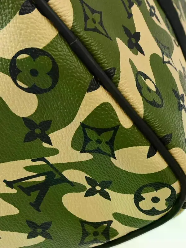 LOUIS VUITTON Monogramouflage Speedy 35 Handbag - Green
