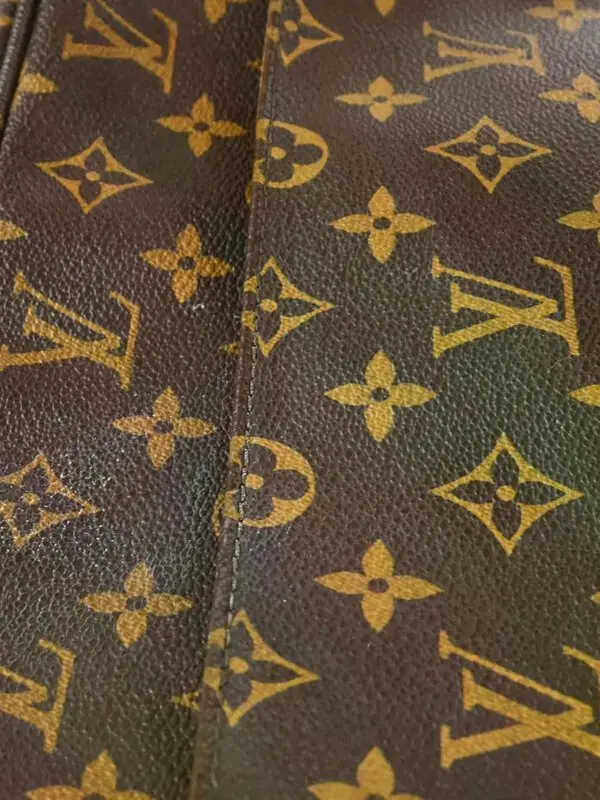 LOUIS VUITTON 2011 Trotteur Beaubourg Shoulder Bag - Brown