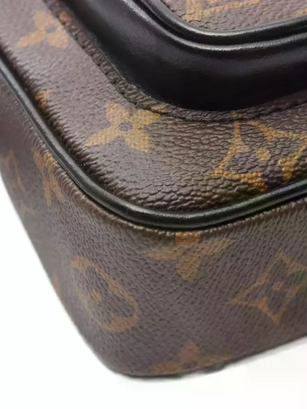 LOUIS VUITTON Christopher Crossbody Bag