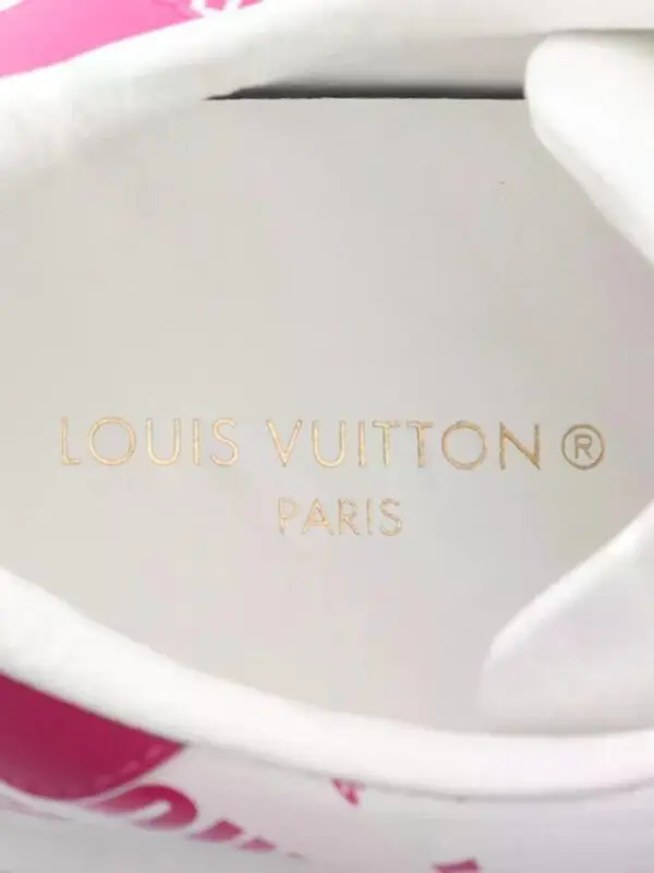 LOUIS VUITTON Logo-print Leather Sneakers