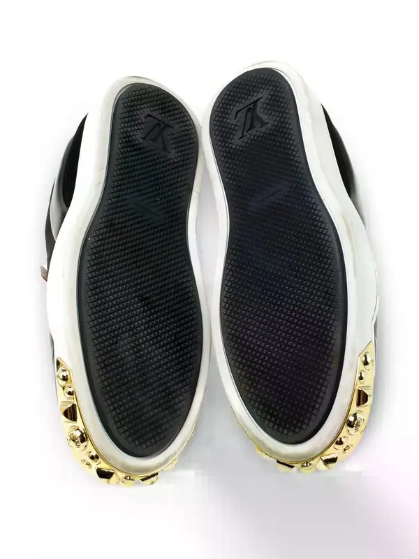 LOUIS VUITTON 2024 Stud-embellished Sneakers