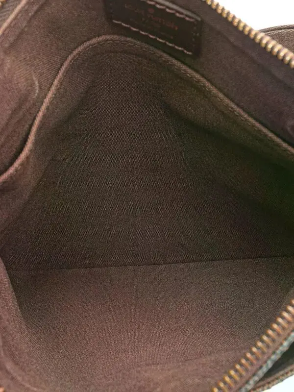 LOUIS VUITTON 2010 Damier Ebene Brooklyn Pochette