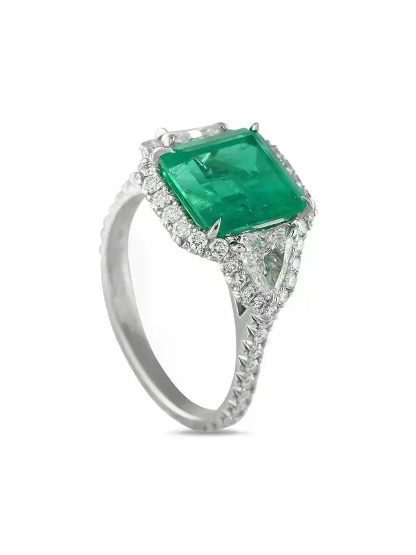 Kwiat Platinum, Emerald, And Diamond Ring - Silver