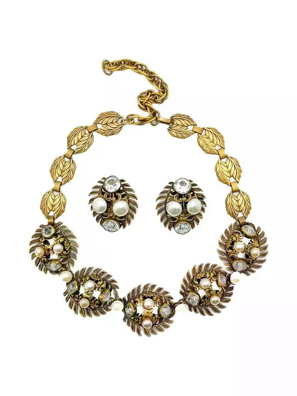 JENNIFER GIBSON JEWELLERY 1940s Joseff Of Hollywood Pearl & Paste Demi Parure Necklace And Earrings - Gold