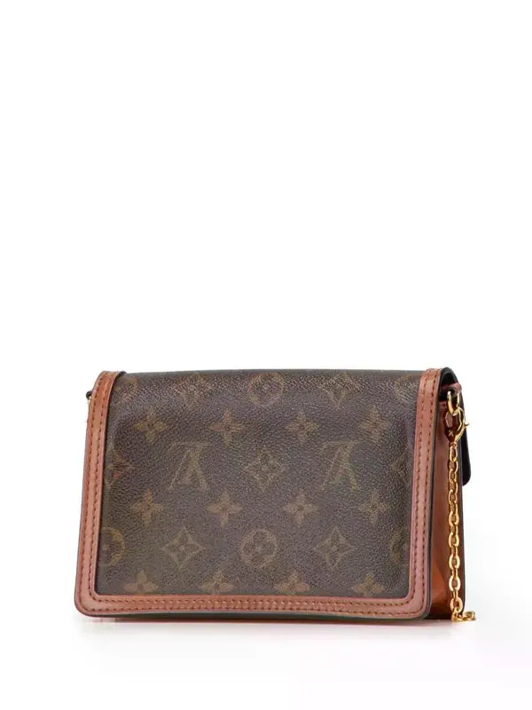 LOUIS VUITTON Monogram Reverse Dauphine Wallet On Chain - Brown