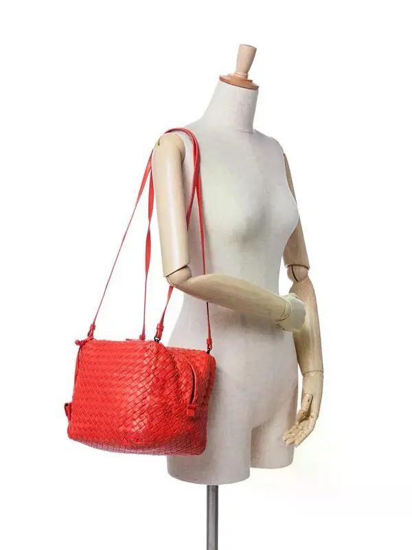 Bottega Veneta Nappa Intrecciato Cube Shoulder Bag - Red