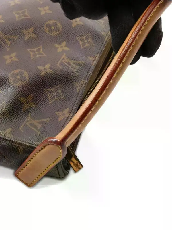 LOUIS VUITTON Looping Gm Shoulder Bag