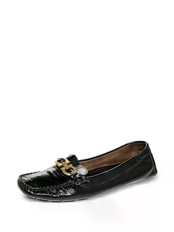 FERRAGAMO Gancini Loafers - Black