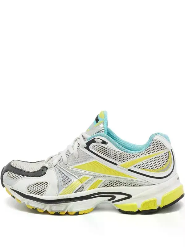 Vetements X Reebok Spike Runner 200 Sneakers - White