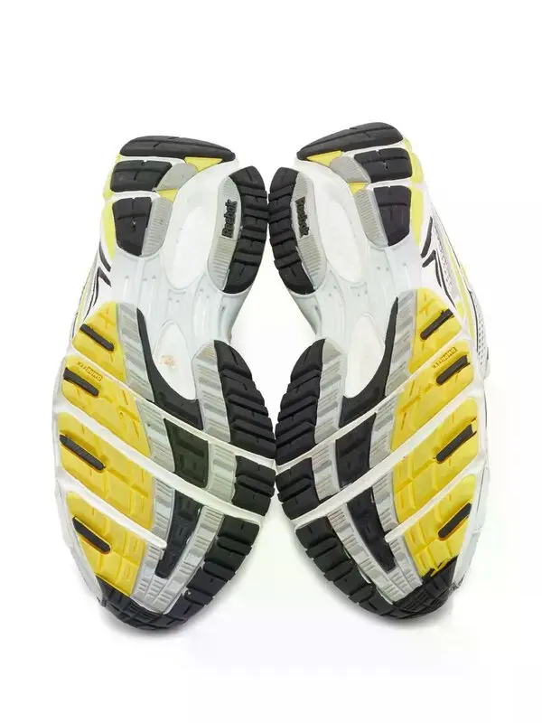 Vetements X Reebok Spike Runner 200 Sneakers - White