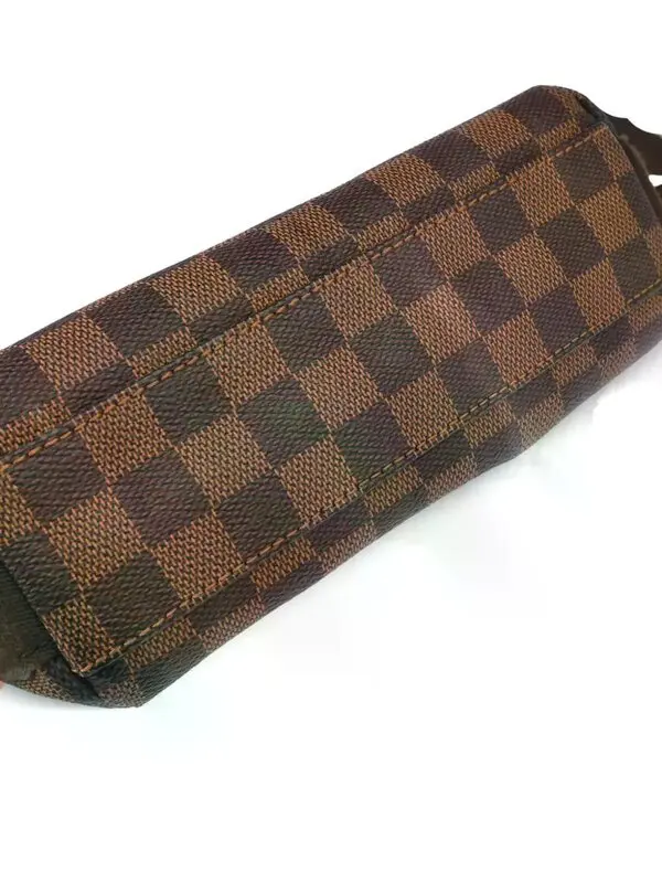 LOUIS VUITTON Trotteur Beaubourg Shoulder Bag