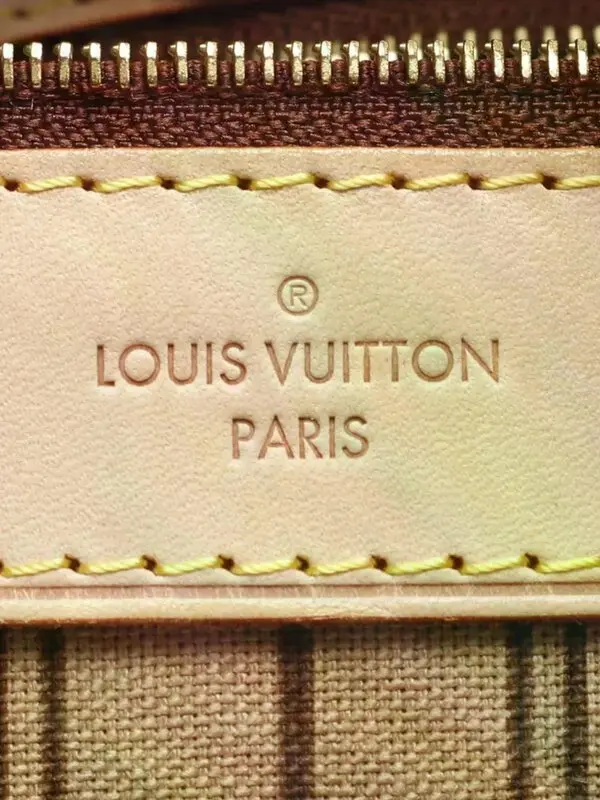 LOUIS VUITTON 2010 Monogram Delightful Mm Shoulder Bag