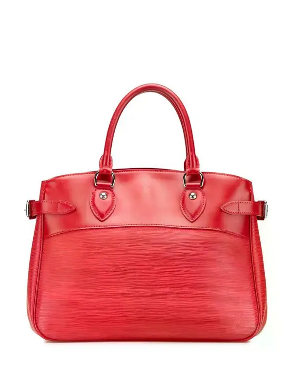 LOUIS VUITTON Pre-owned 2006 Epi Passy Pm Handbag - Red