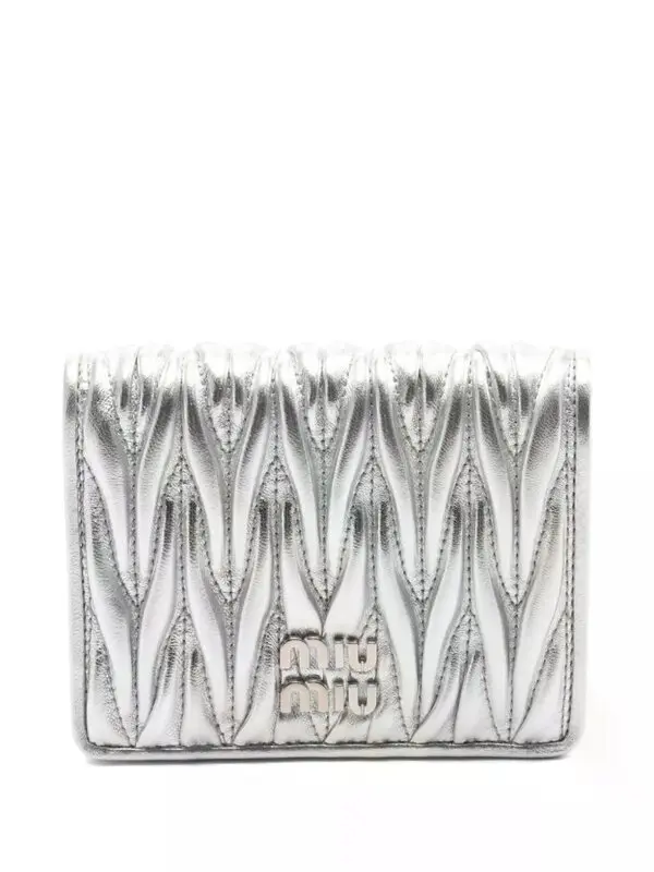 Miu Miu 2020s Matelassé Bi-fold Wallet - Silver