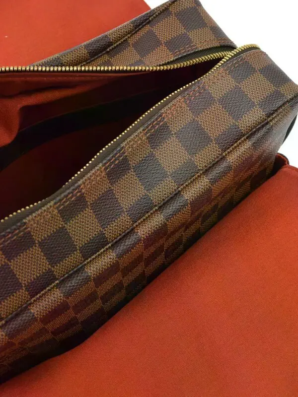 LOUIS VUITTON Naviglio Messenger Bag