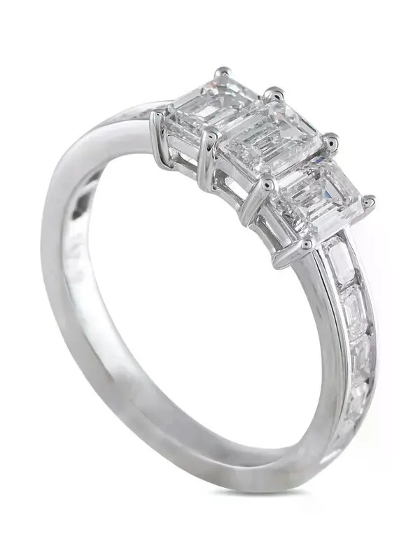 LB EXCLUSIVE 14k White Gold Emerald Cut Diamond Ring - Silver
