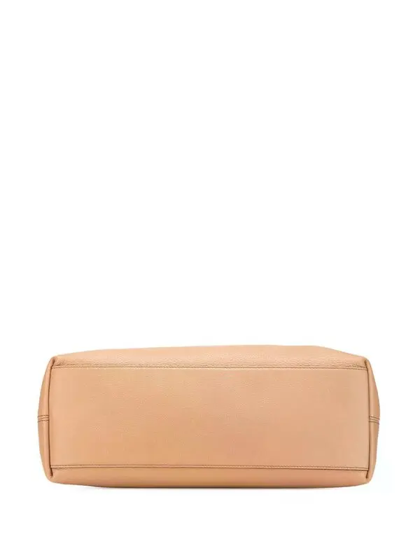 Gucci Medium Leather Soho Chain Tote Bag