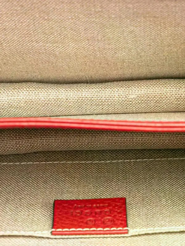 Gucci Interlocking G Crossbody Bag - Red