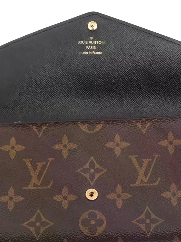 LOUIS VUITTON 2021-2025 Monogram Sarah Reverse Wallet Long Wallets