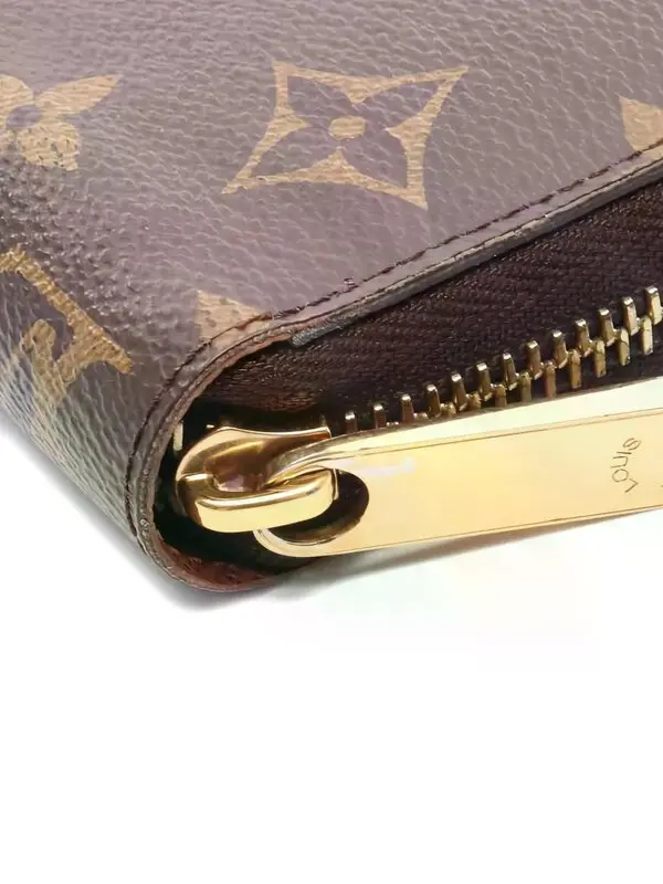 LOUIS VUITTON 2021 Zippy Wallet - Brown