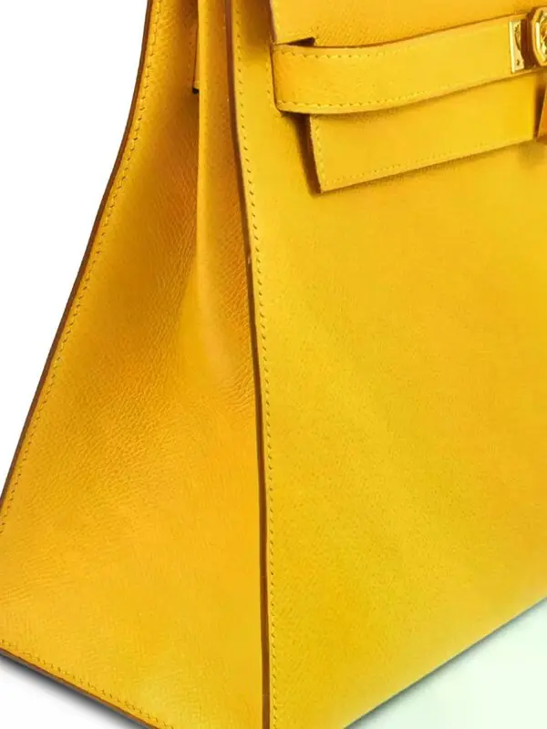 Hermès 1996 Kelly 32 Sellier Two-way Handbag - Yellow