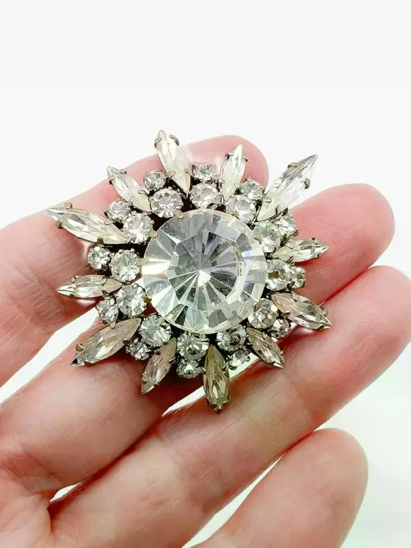 JENNIFER GIBSON JEWELLERY 1930s Paste Starburst Brooch