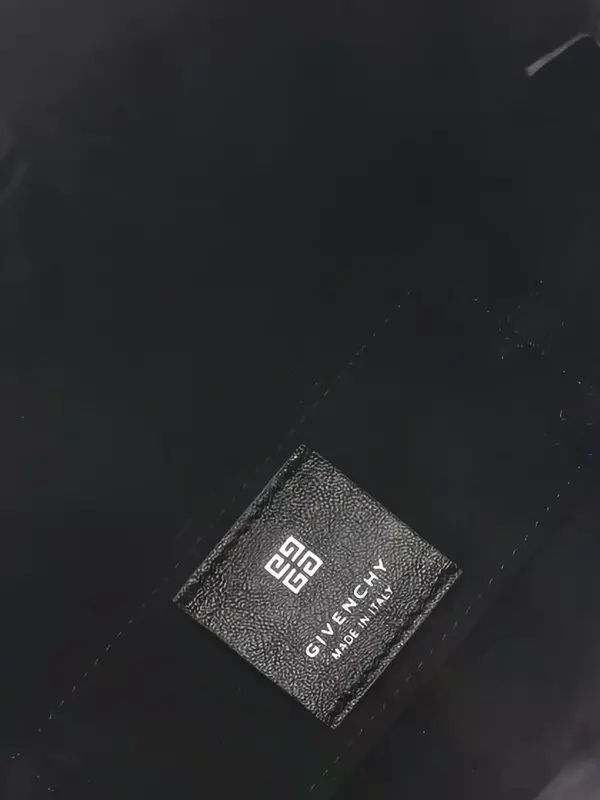 Givenchy Voyou Voyeur Shoulder Bag - Black