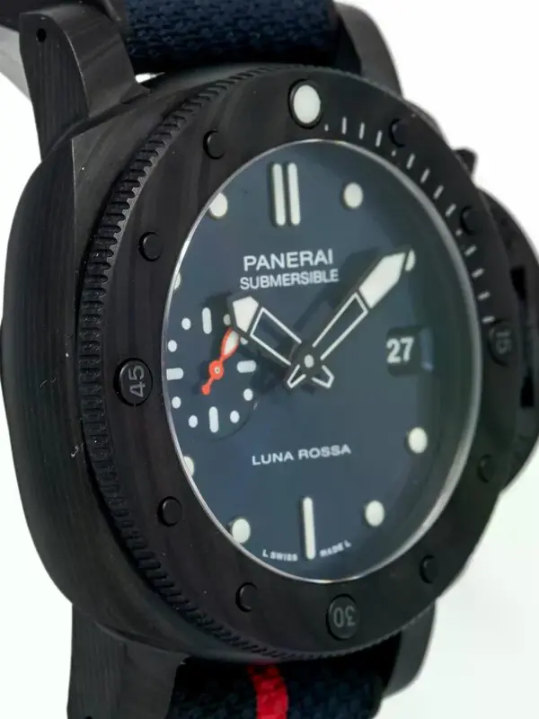 Panerai Submersible Luna Rossa 44mm