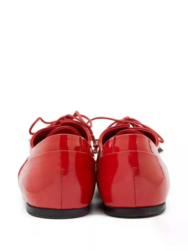 Gucci Patent Leather Lace Shoes