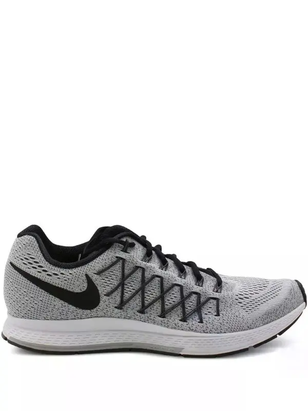 Nike Zoom Pegasus 32 Running Sneakers - Grey