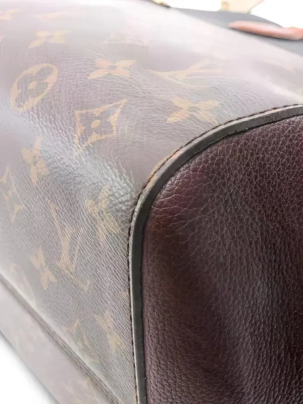 LOUIS VUITTON Monogram Fold Mm Tote Bag