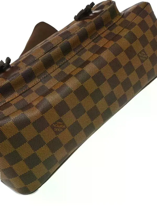 LOUIS VUITTON 2006 Melville Messenger Bag