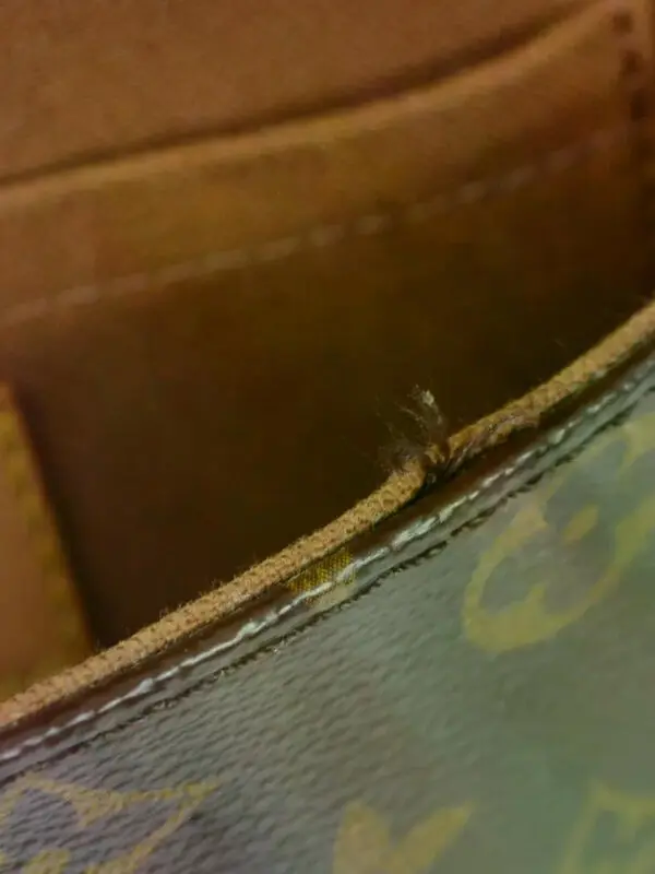 LOUIS VUITTON 2005 Pochette Marelle Belt Bag
