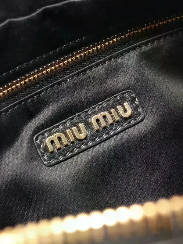 Miu Miu Pre-owned Matelassé Leather Bag