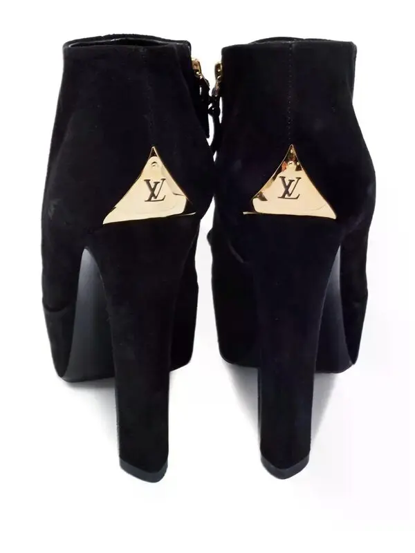 LOUIS VUITTON 125mm Suede Pumps