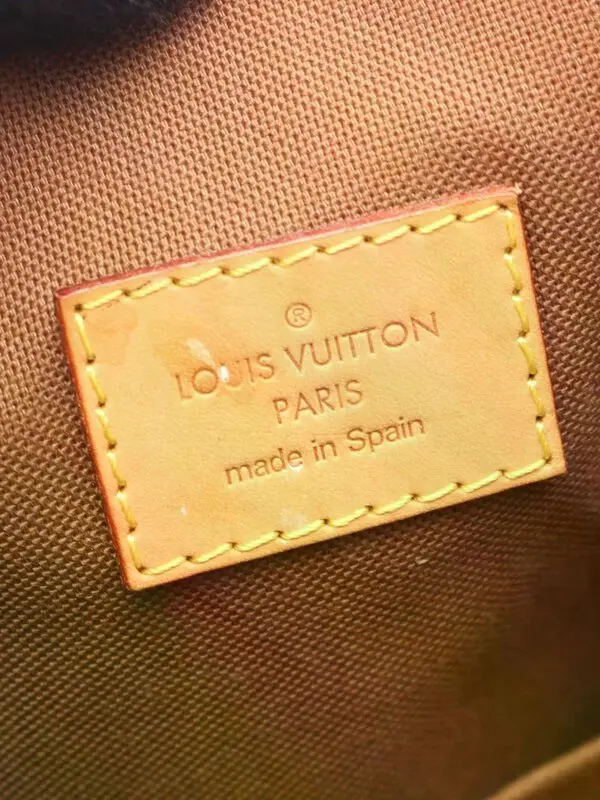 LOUIS VUITTON Hippopotamus Bobourg Monogram Tote Bag