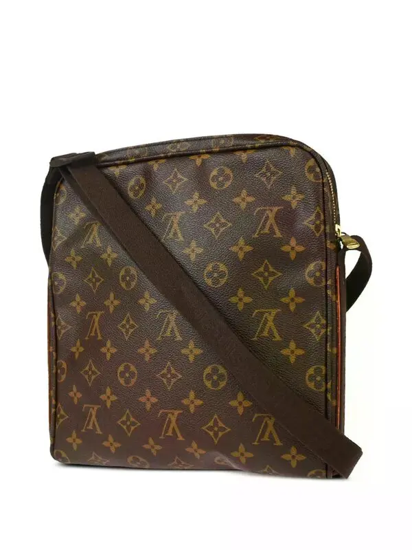LOUIS VUITTON 2010 Trotteur Beaubourg Shoulder Bag