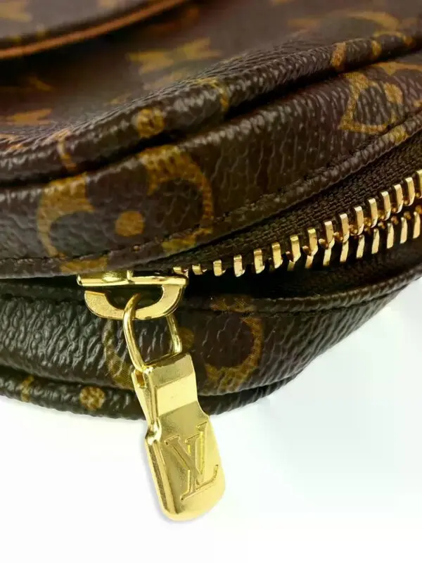 LOUIS VUITTON 2010 Trotteur Beaubourg Shoulder Bag