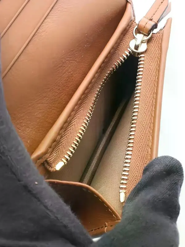 Gucci Small Gg Supreme Wallet - Brown
