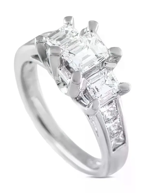 LB EXCLUSIVE Platinum Diamond Ring - Silver