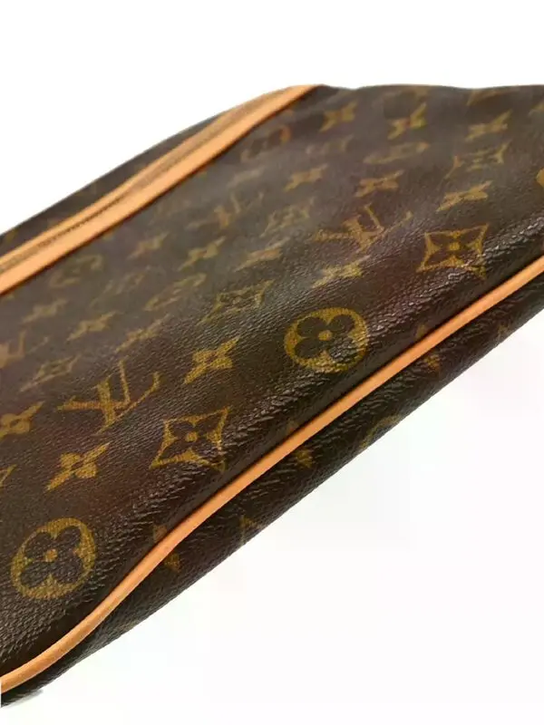 LOUIS VUITTON 2006 Monogram Crossbody Bag