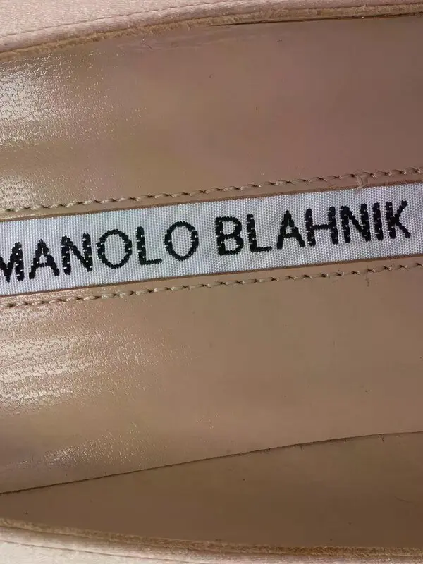 Manolo Blahnik 110mm Crystal-embellished Heeled Pumps