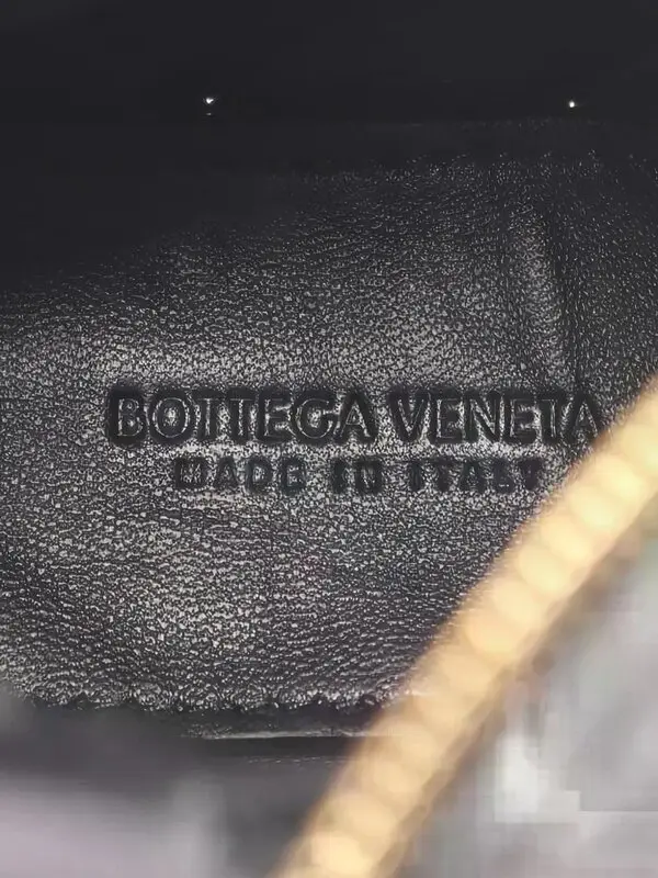 Bottega Veneta Intrecciato Leather Shoulder Bag - Black