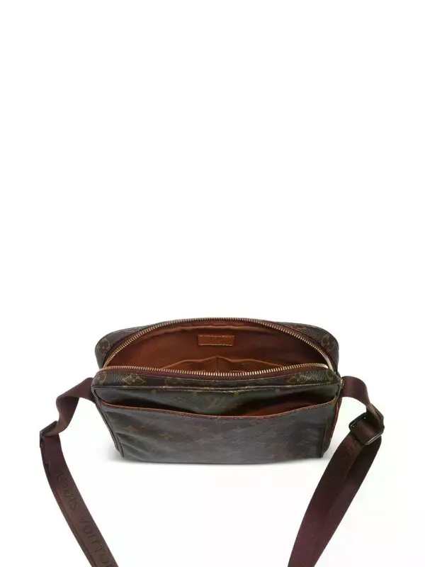 LOUIS VUITTON 2009 Beaubourg Shoulder Bag